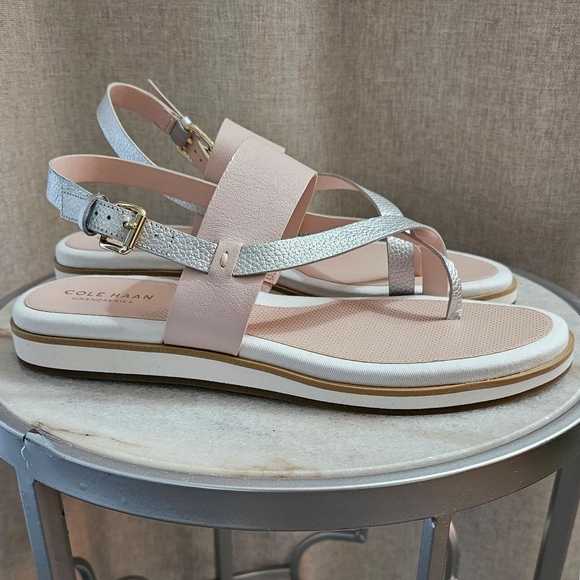 Cole Haan | Shoes | Cole Haan Mandy Peach White Thong Stylish Comfortable Sandal Flat Size 95b ...